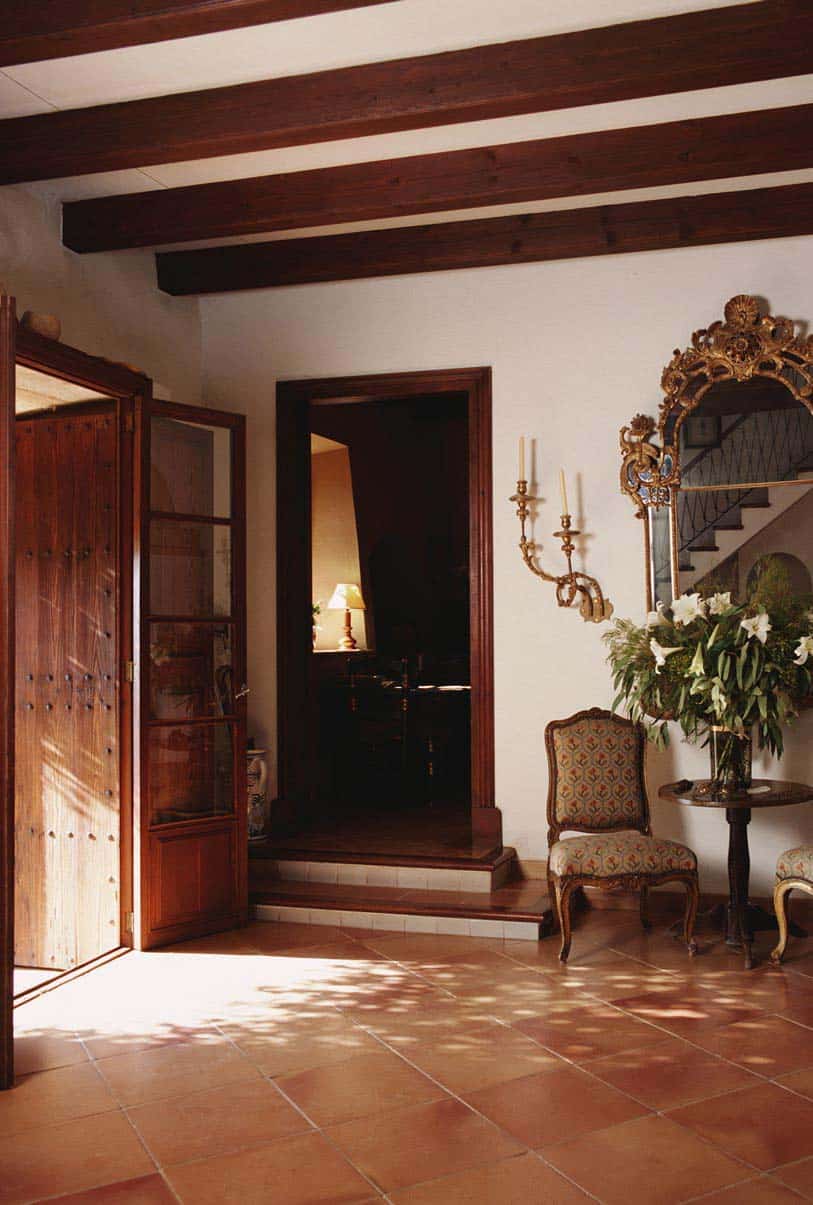 Why Choose Ceramic Tile for Your Floor | Mr. Floor Companies Chicago IL